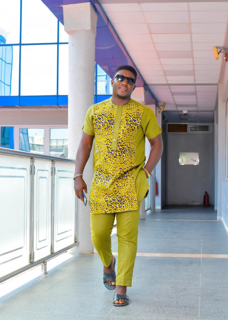 Kaftan for Men Style 10 – Express Tailor Ghana. The official website